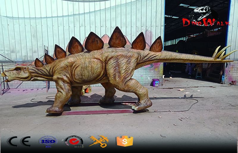 Animatronic Dinosaur simulation Stegosaurus model