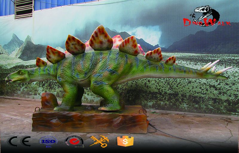 Animatronic Dinosaur simulation Stegosaurus model